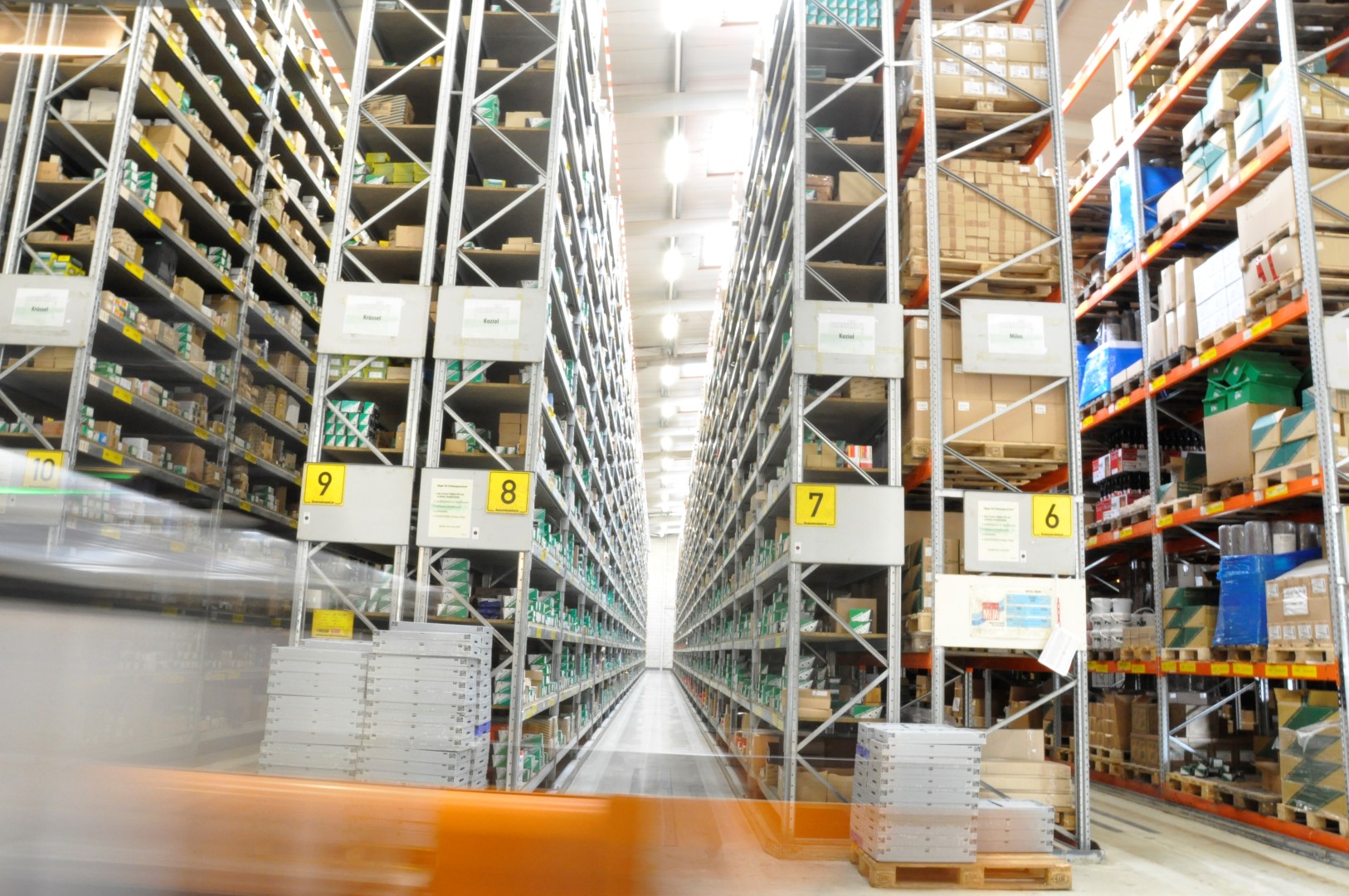 Hochregallager - NÖGEL Montagetechnik